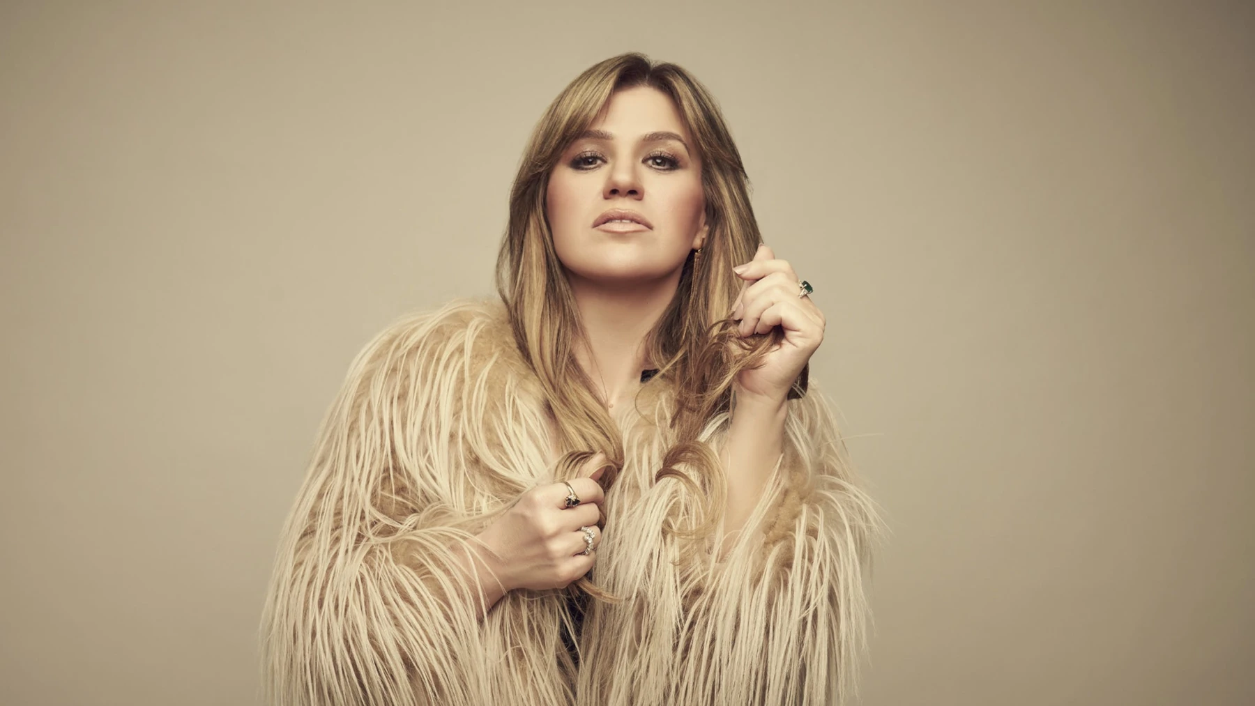 Kelly Clarkson: Studio Sessions - Las Vegas Deals
